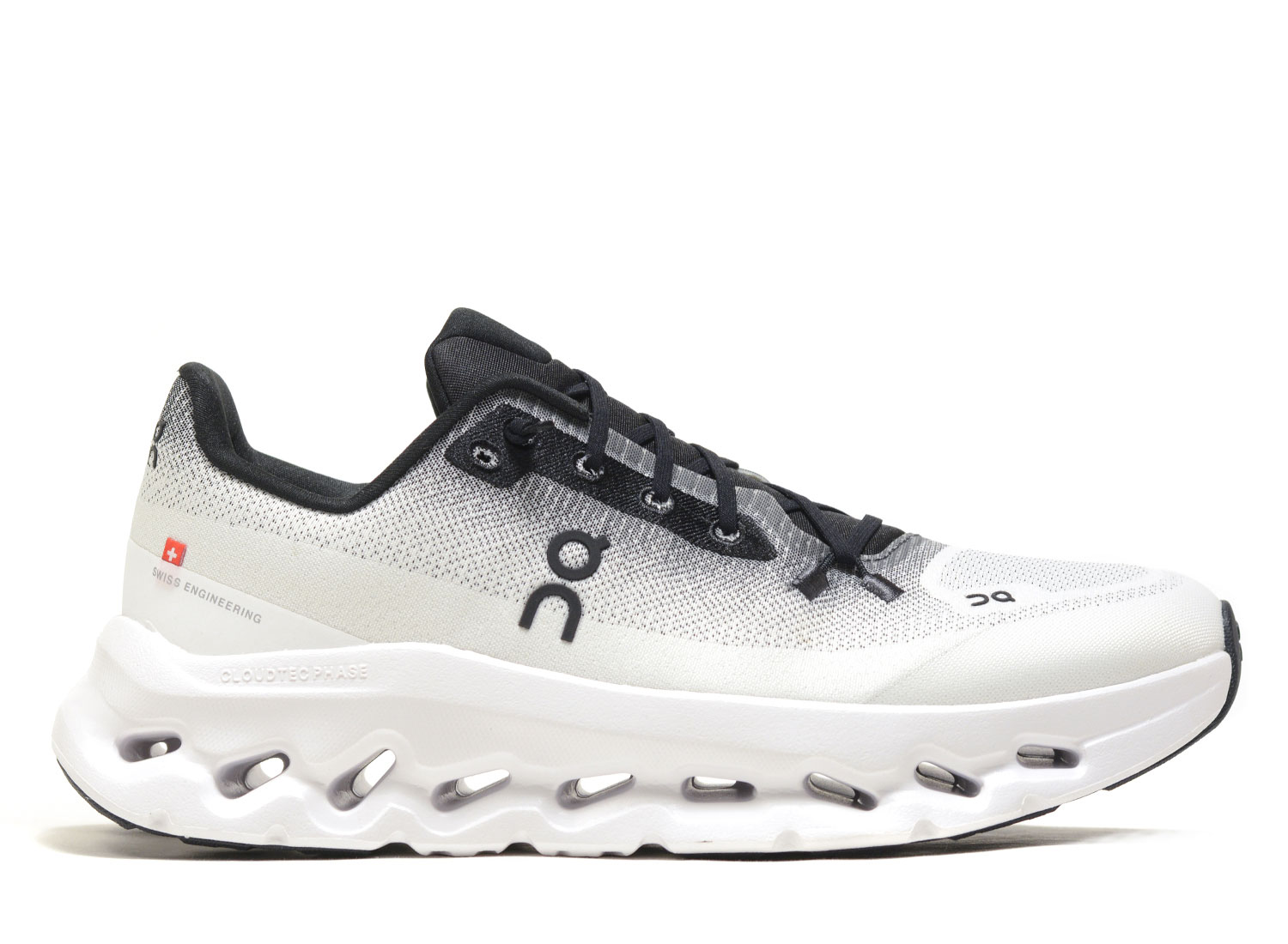 on running cloudtilt black ivory